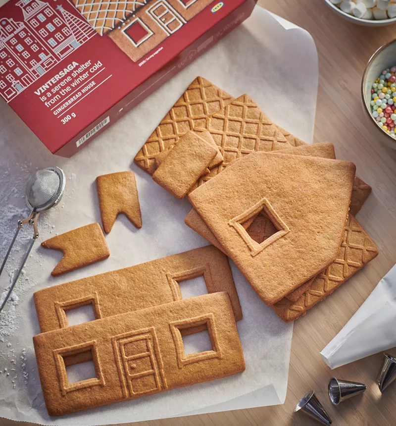 IKEA Santo Domingo - Build your own gingerbread Christmas house